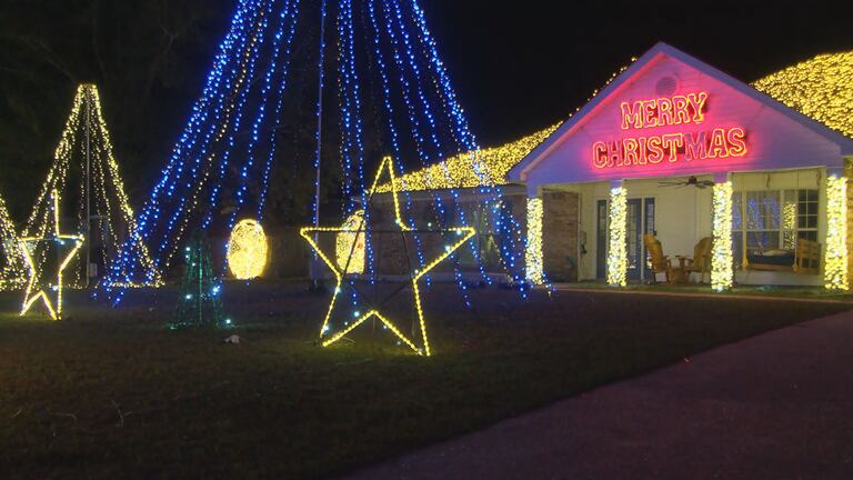 Hattula family launches 6th annual Christmas light show in Biloxi ...